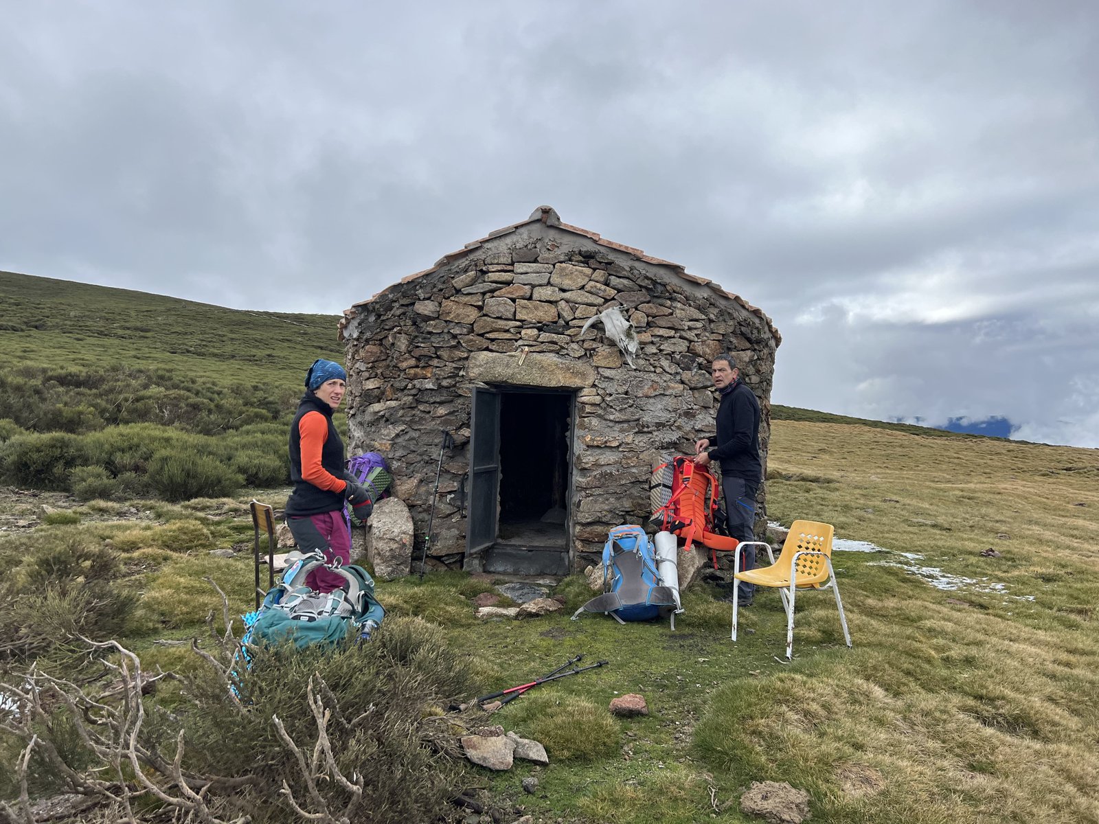 Refugio Regajos de las Galanas - Un mini refugio histórico